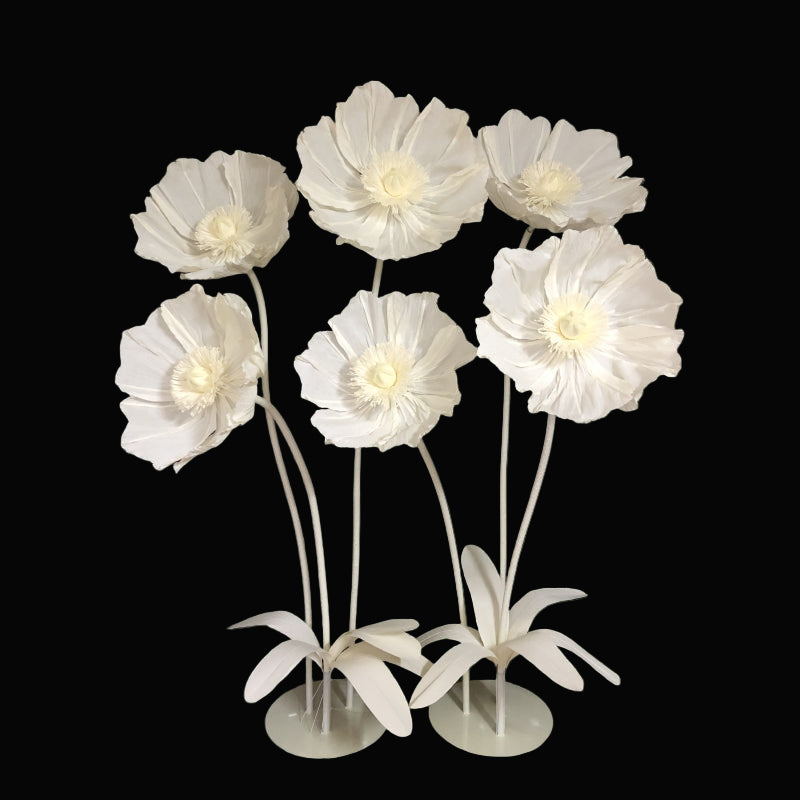 Giant Poppy flowers wedding design | Partylandup – PartyLandUp